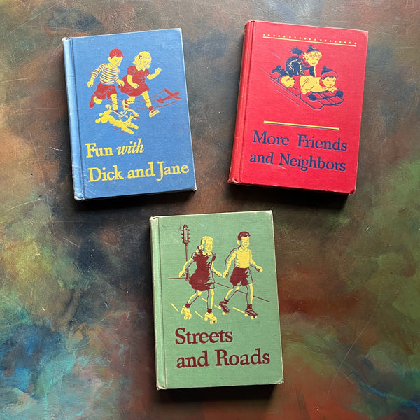 Vintage schoolbooks teaching English & Reading - Log Cabin Vintage