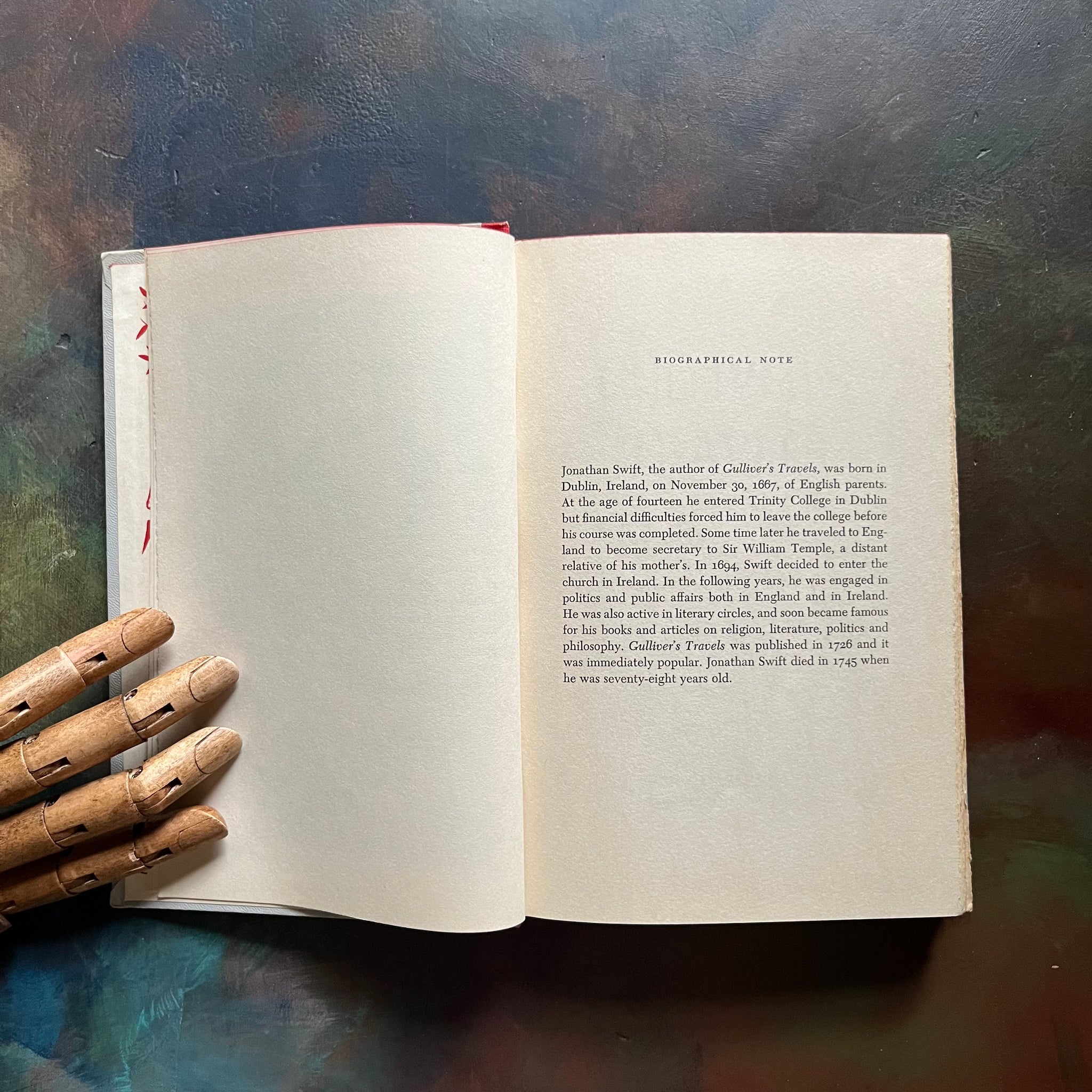 Gulliver's Travels - a 1954 Junior Deluxe Editions Hardcover Book - Log ...