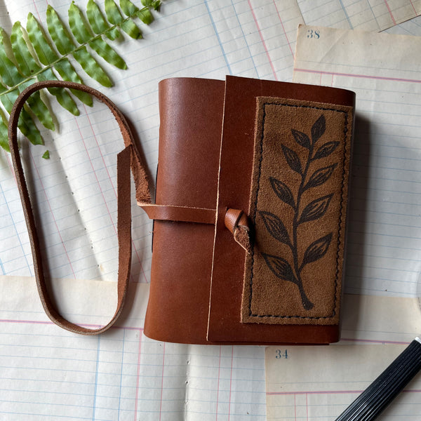 Leaf Design Leather Journal - Log Cabin Vintage