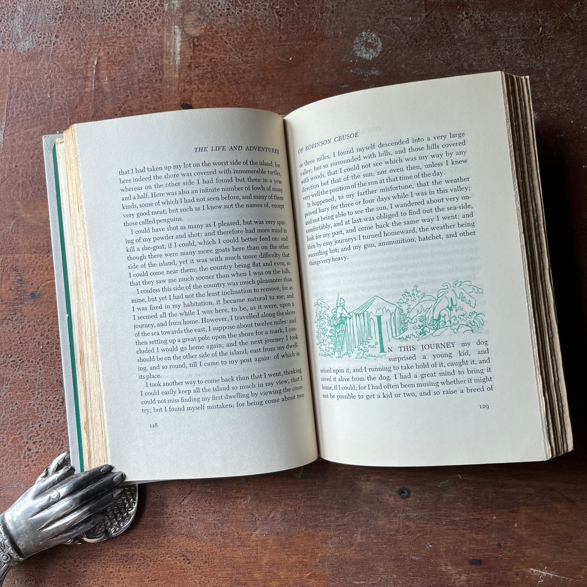 Robinson Crusoe - a 1945 Junior Deluxe Editions Hardcover Book - Log ...