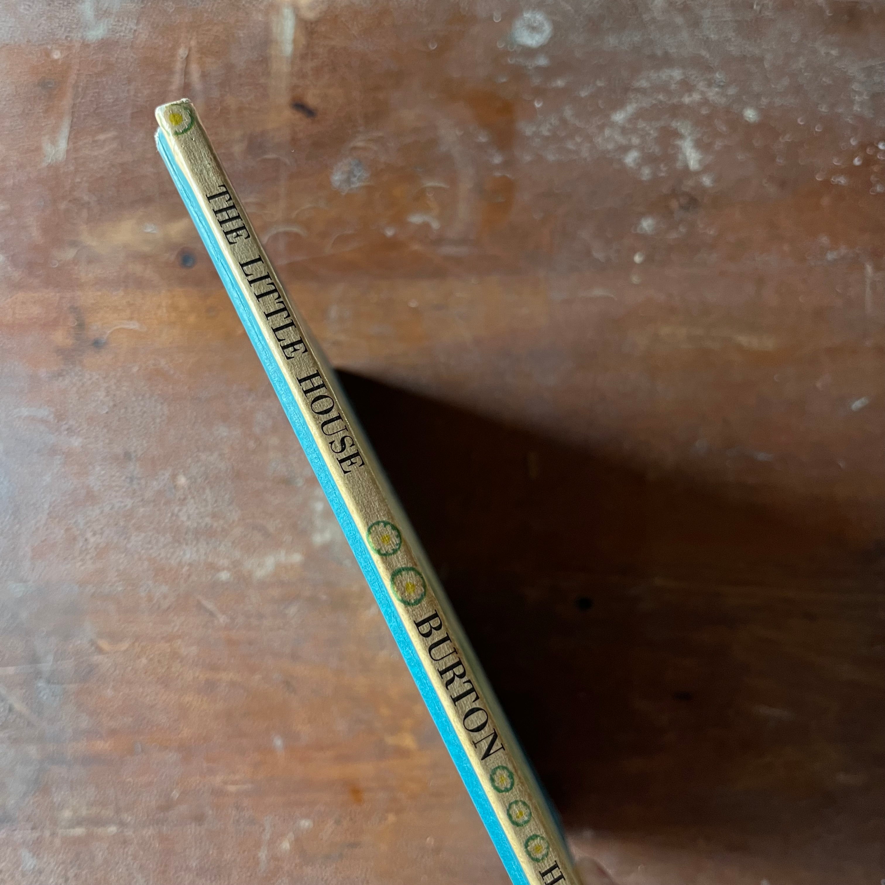 The Little House by Virginia Lee Burton - a 1942 Weekly Reader Childre ...