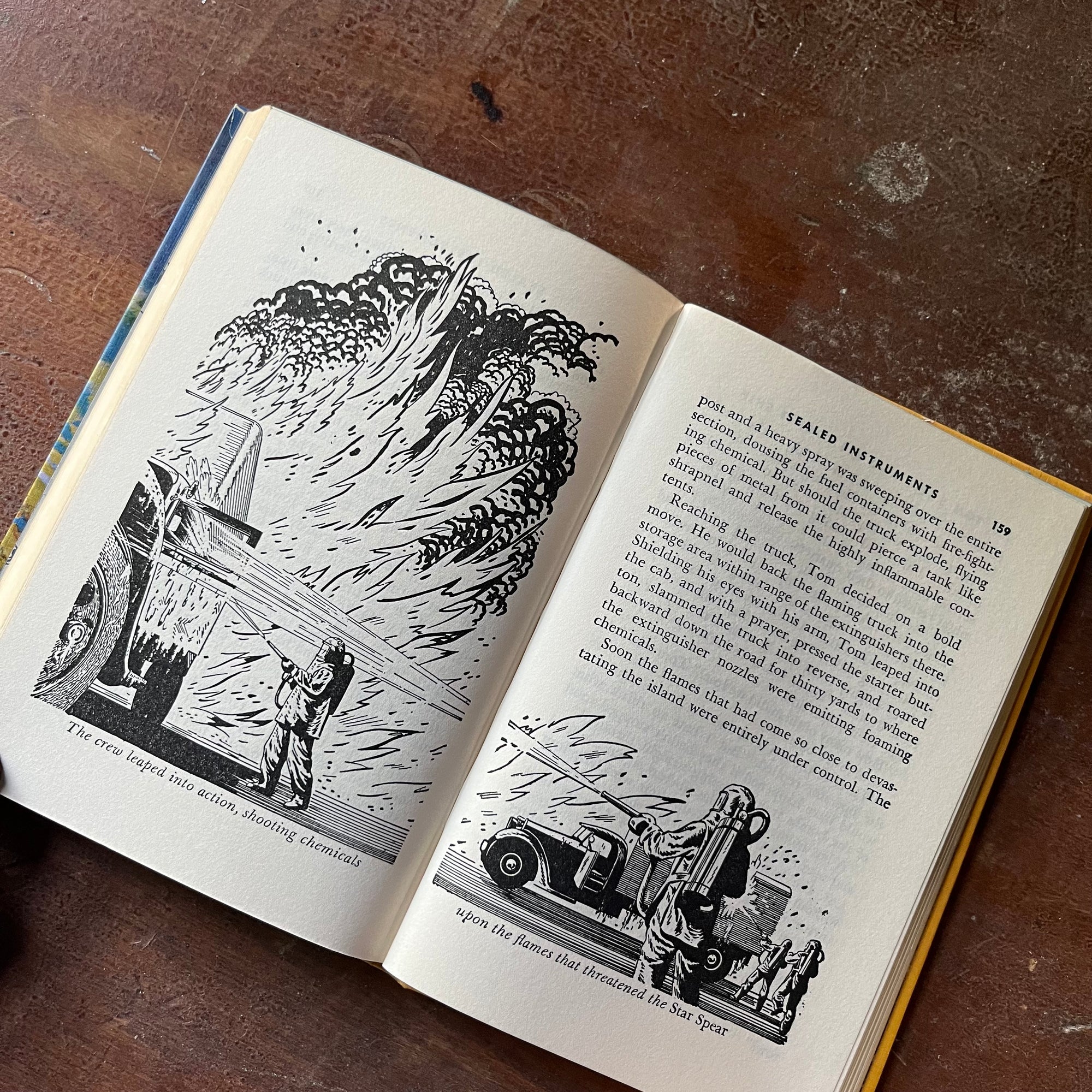 Tom Swift and His Rocket Ship #3 by Victor Appleton II - Log Cabin Vintage