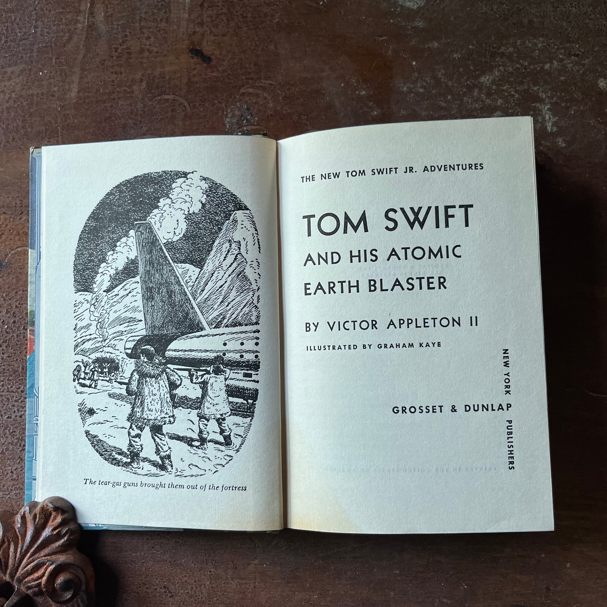 Tom Swift and His Atomic Earth Blaster #5 by Victor Appleton II - Log ...