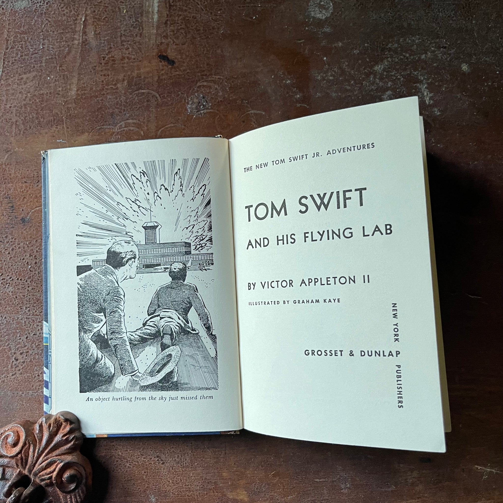 Tom Swift and His Flying Lab #1 by Victor Appleton II - Log Cabin Vintage