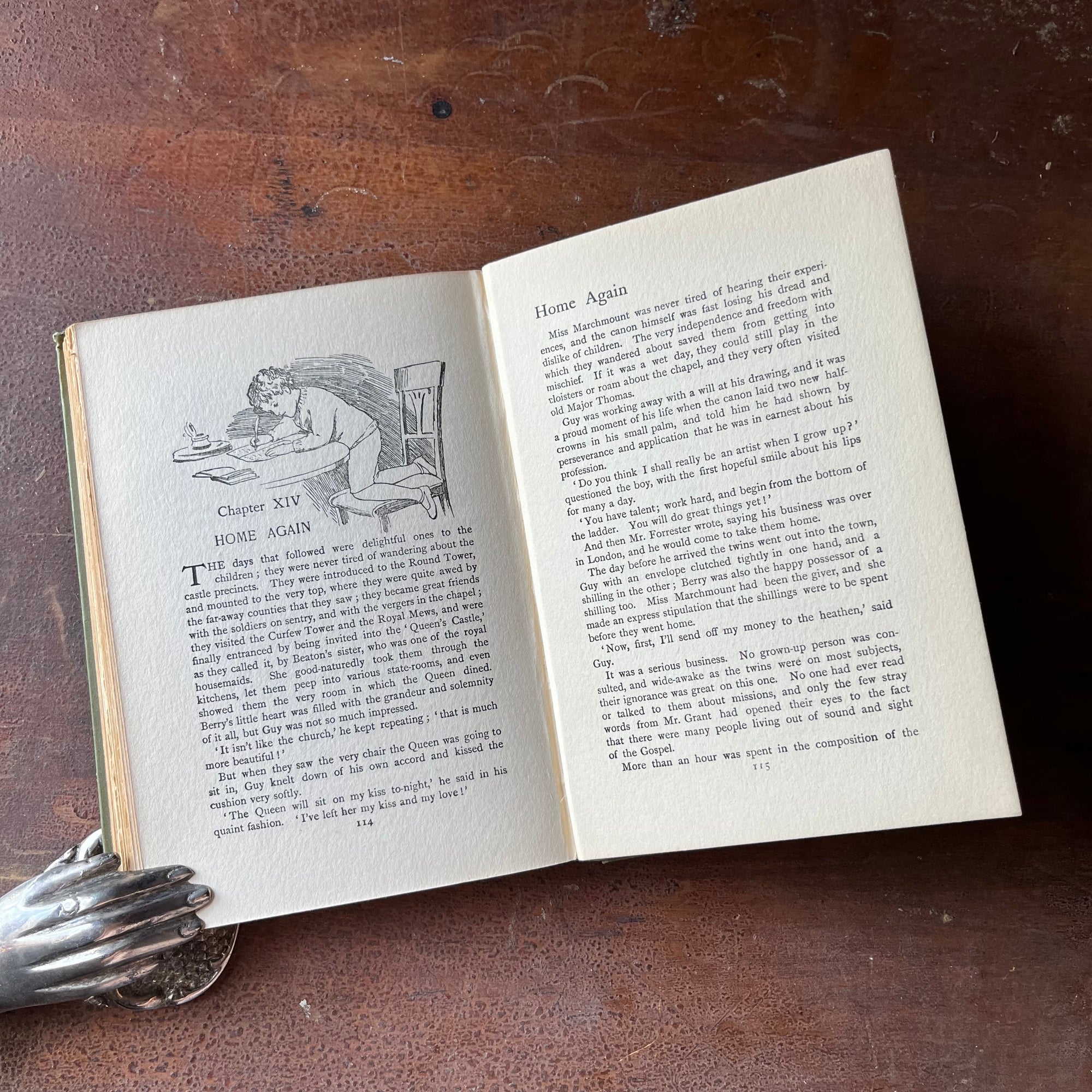 A Puzzling Pair by Amy Le Feuvre - Log Cabin Vintage