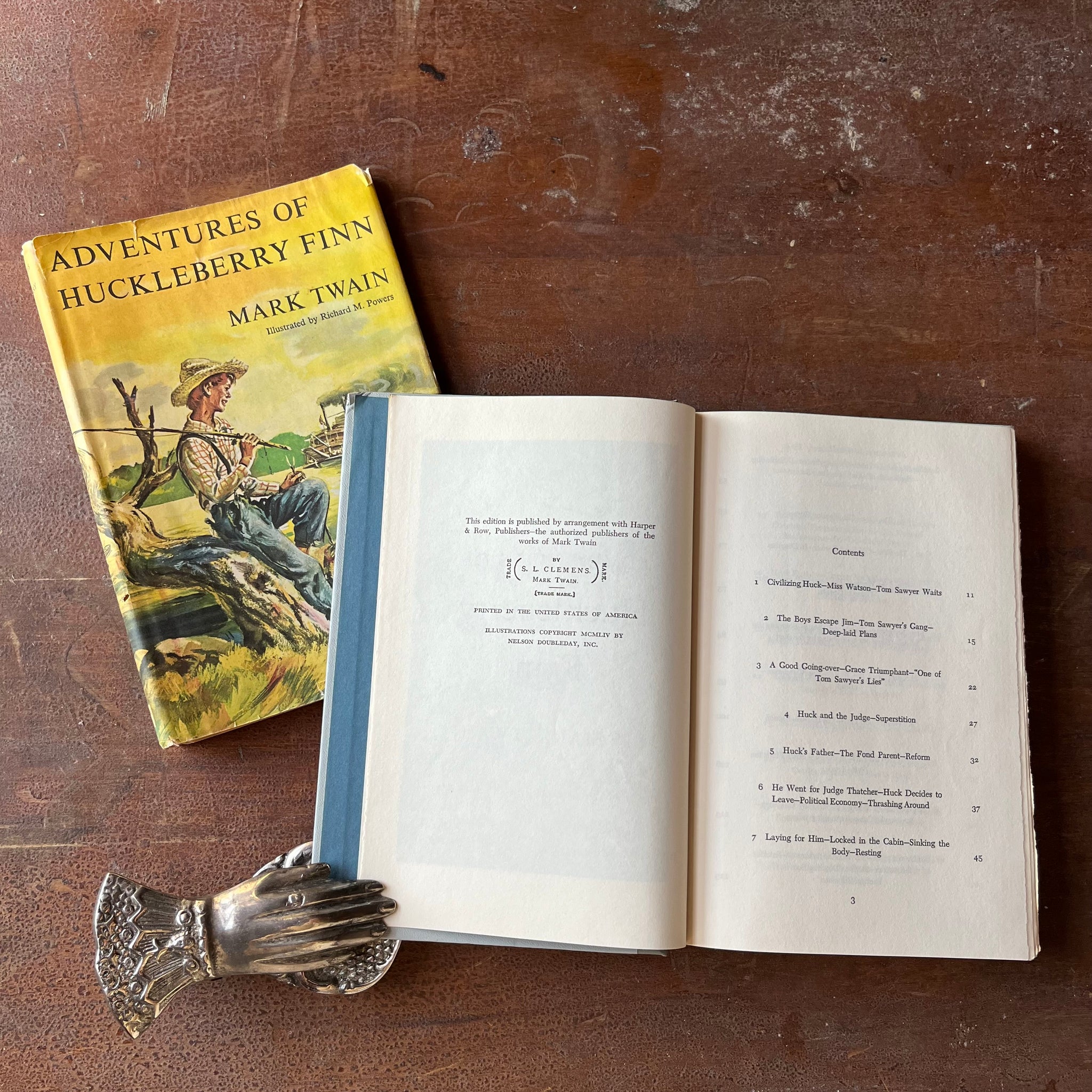 Adventures of Huckleberry Finn - a 1954 Junior Deluxe Editions Book wi ...