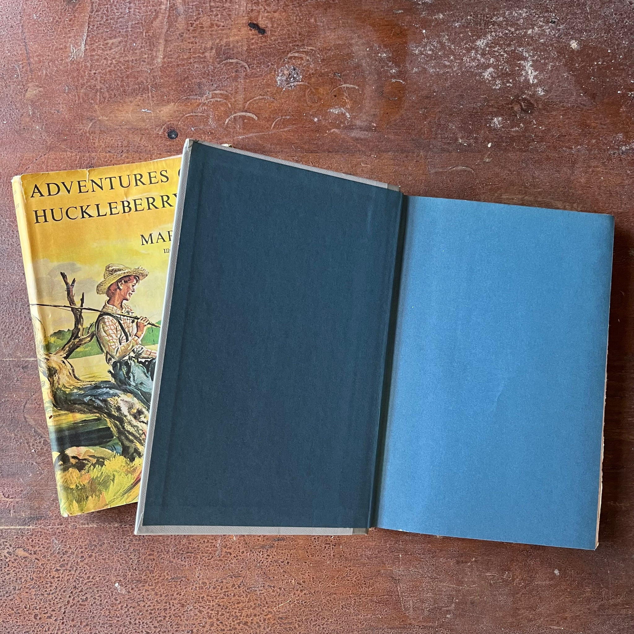 Adventures of Huckleberry Finn - a 1954 Junior Deluxe Editions Book wi ...