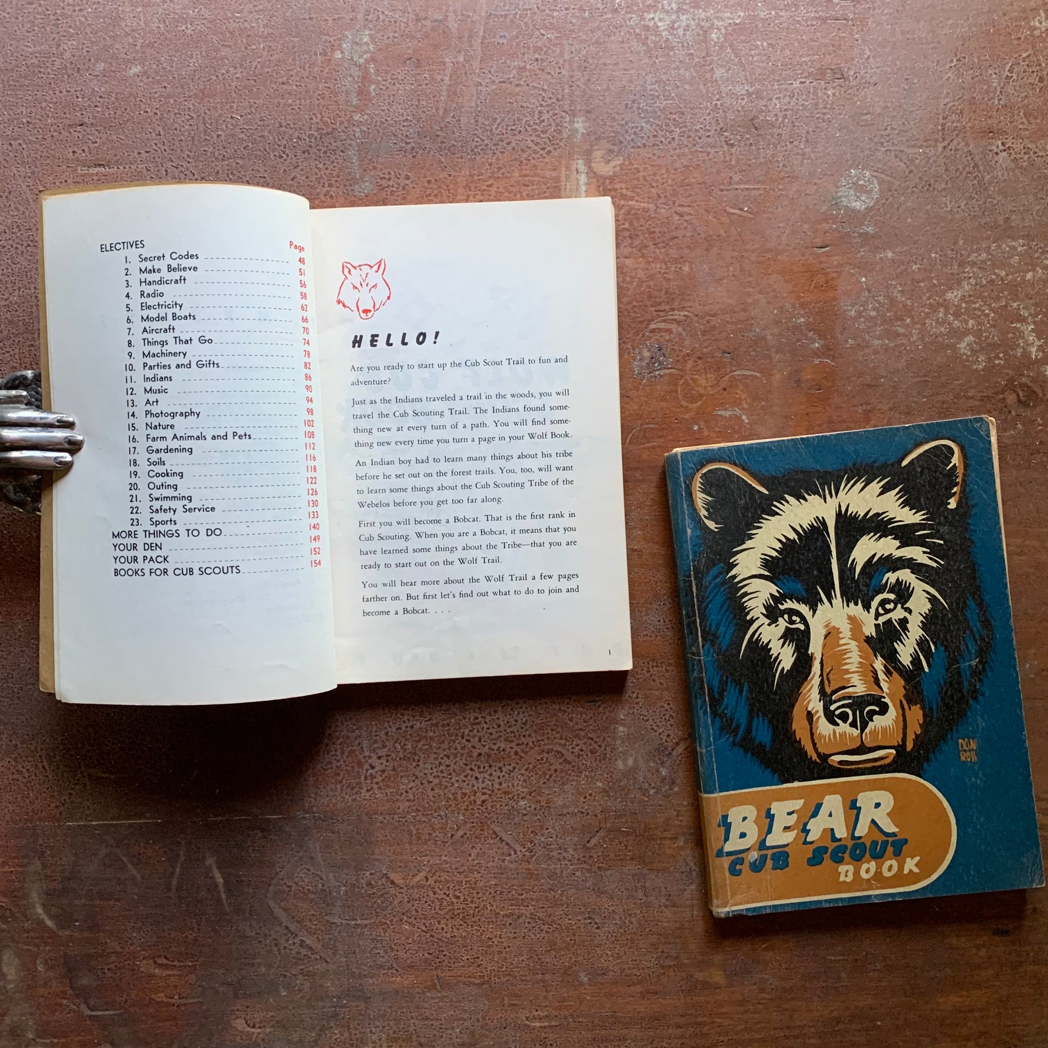 Pair of Boy Scouts of America Handbooks - Bear Cub Scout & Wolf Cub Sc ...