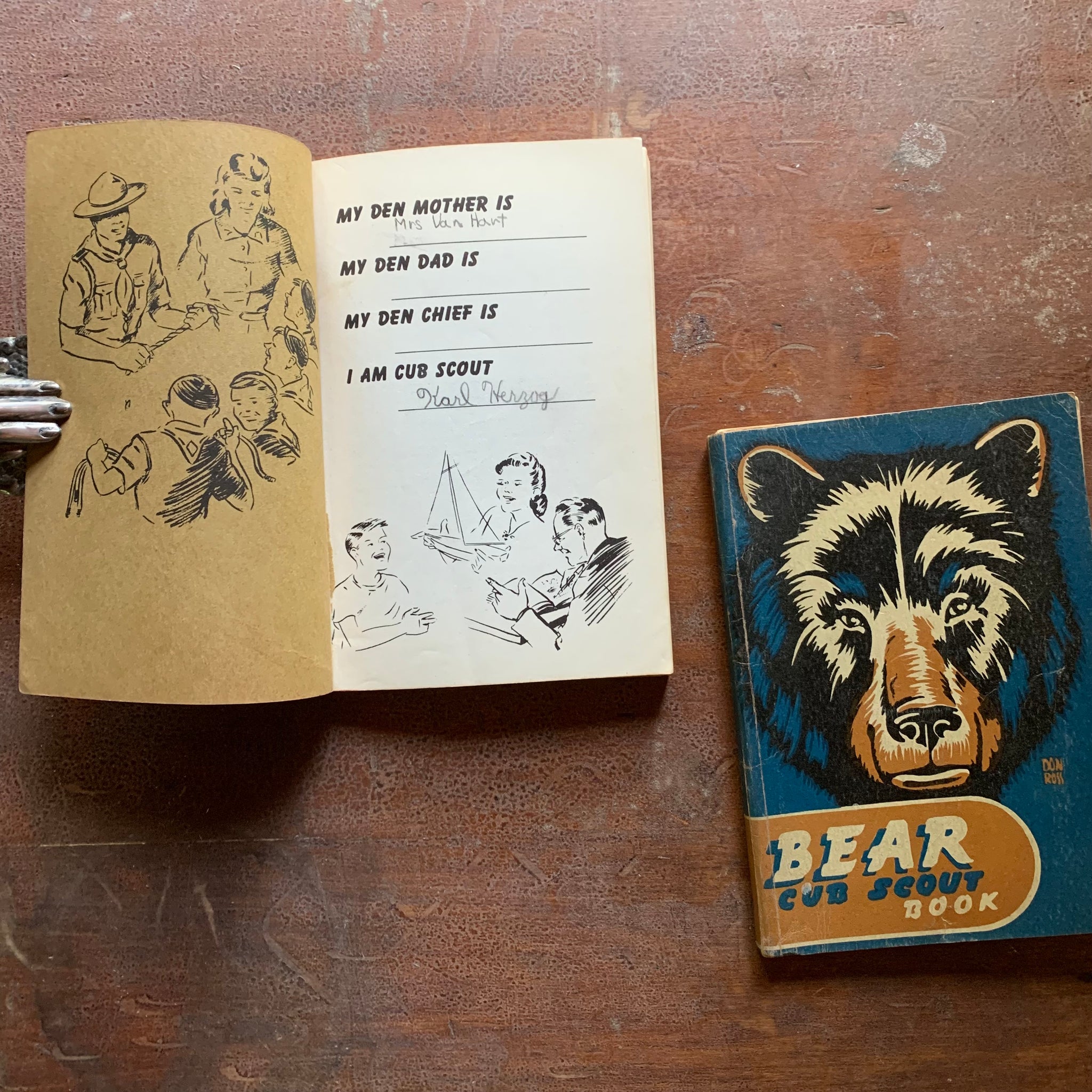 Pair of Boy Scouts of America Handbooks - Bear Cub Scout & Wolf Cub Sc ...