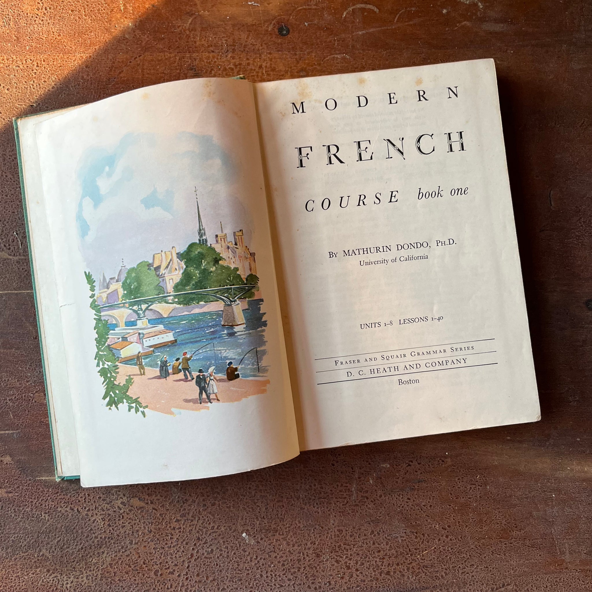 Vintage French Book Stack - Set of Five - Learn French - Log Cabin Vintage