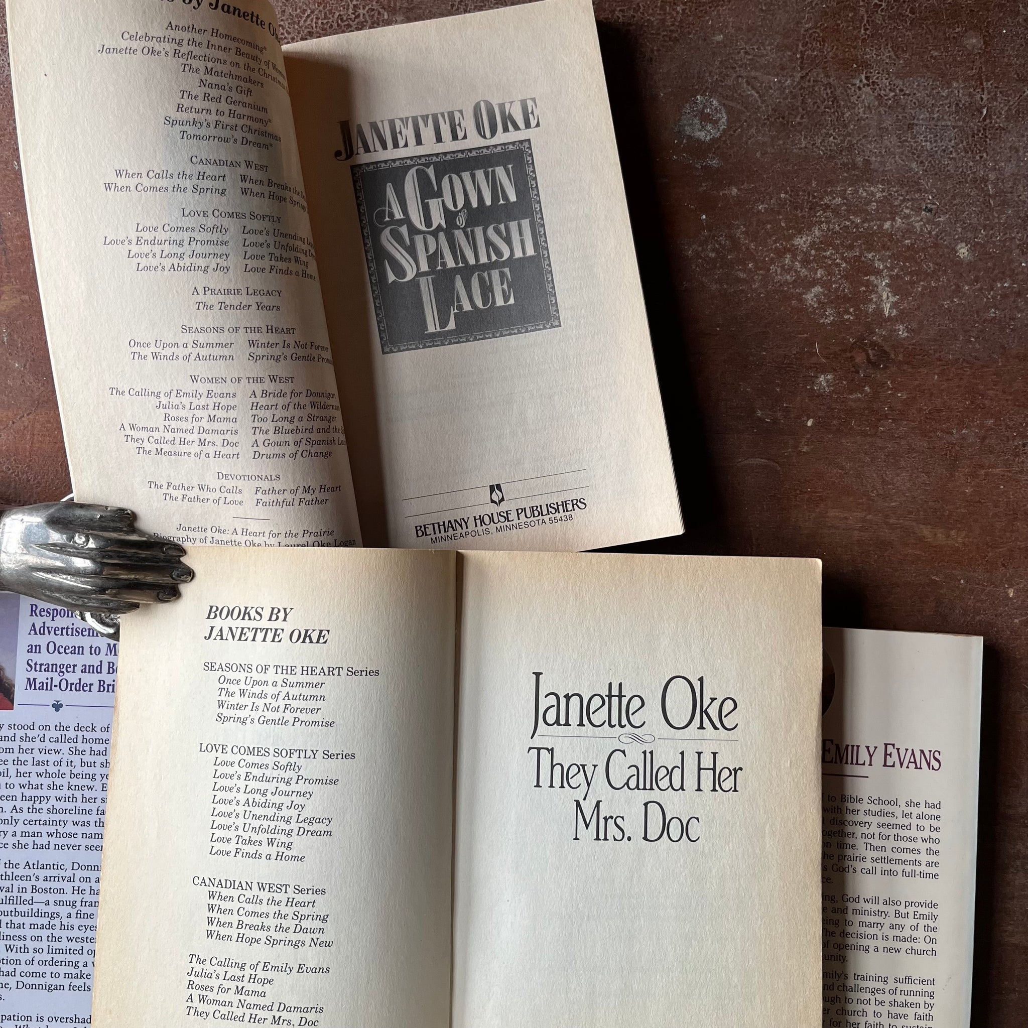 Janette Oke Books - Set of 5 Titles - Log Cabin Vintage
