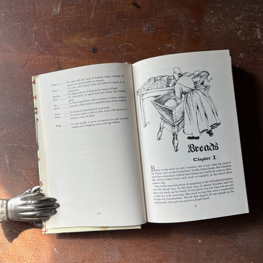 Mennonite Community Cookbook Favorite Family Recipes by Mary Emma Show ...