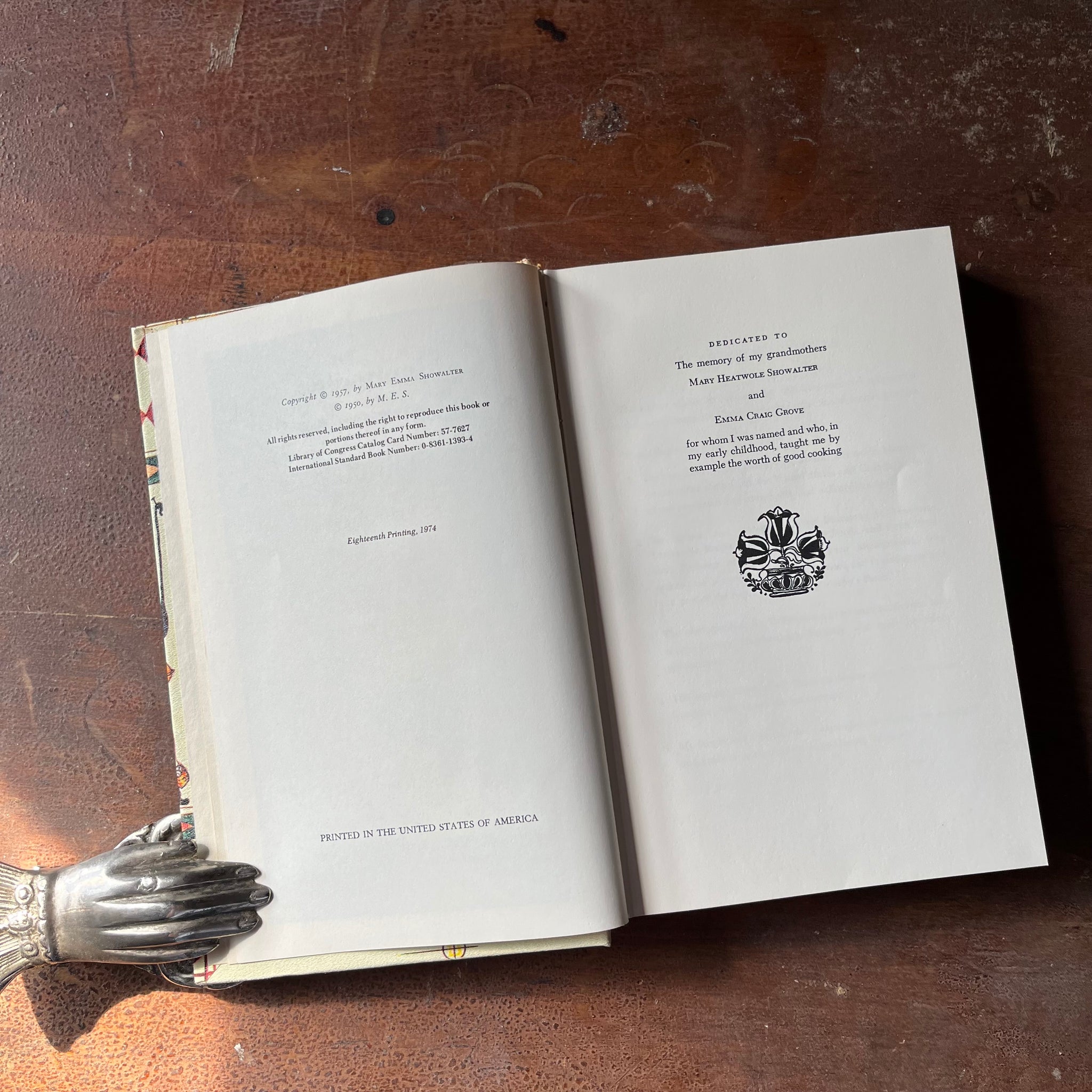Mennonite Community Cookbook Favorite Family Recipes by Mary Emma Show ...