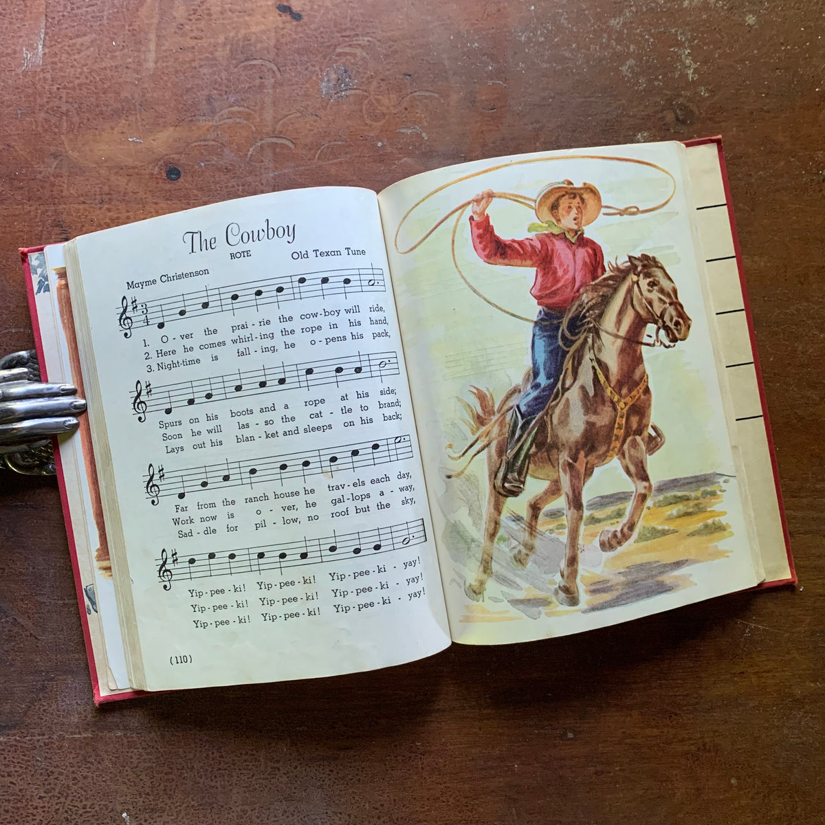 The American Singer Book 2 - 1950 Hardcover Edition - Log Cabin Vintage