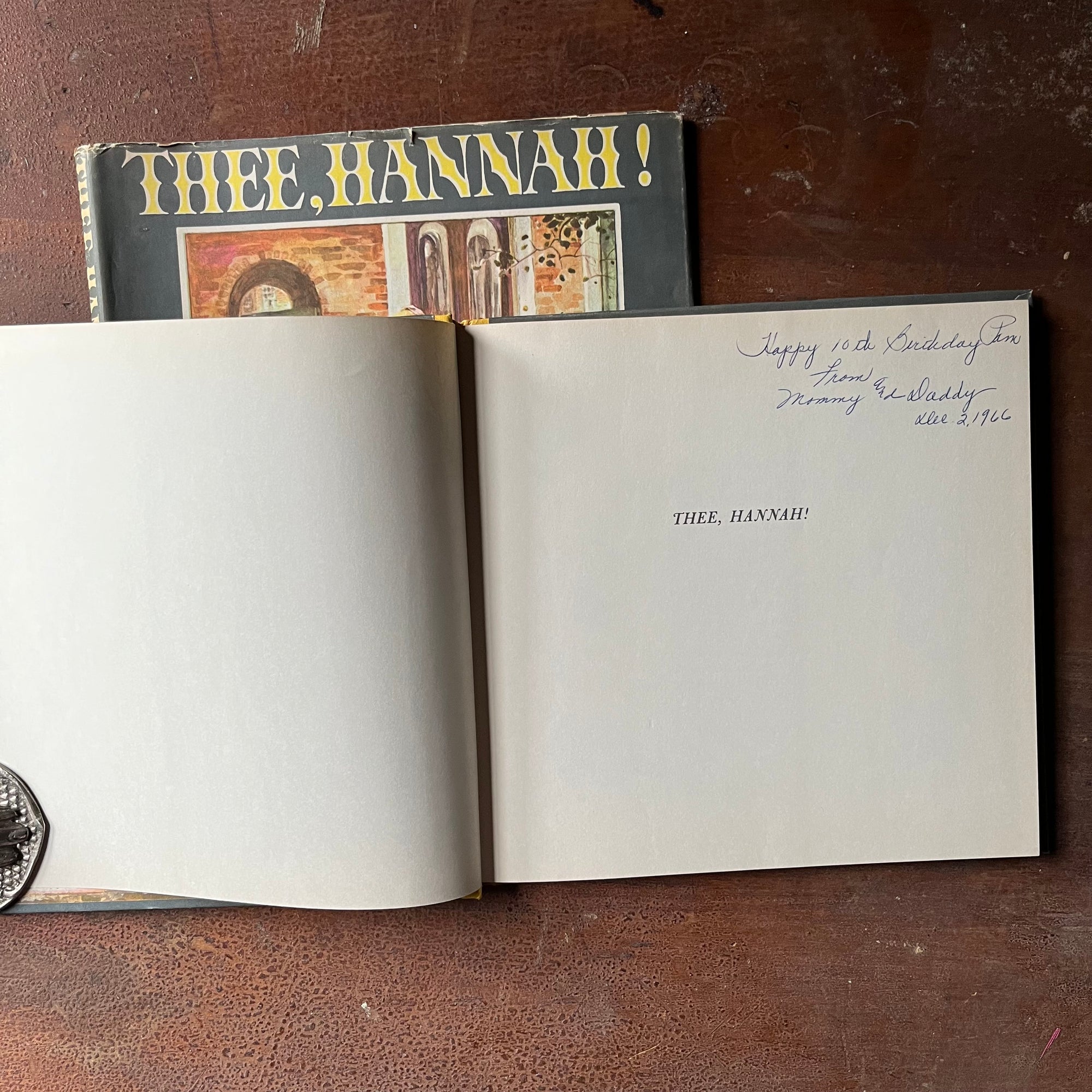 Thee Hannah! by Marguerite de Angeli 1940 Edition - Log Cabin Vintage