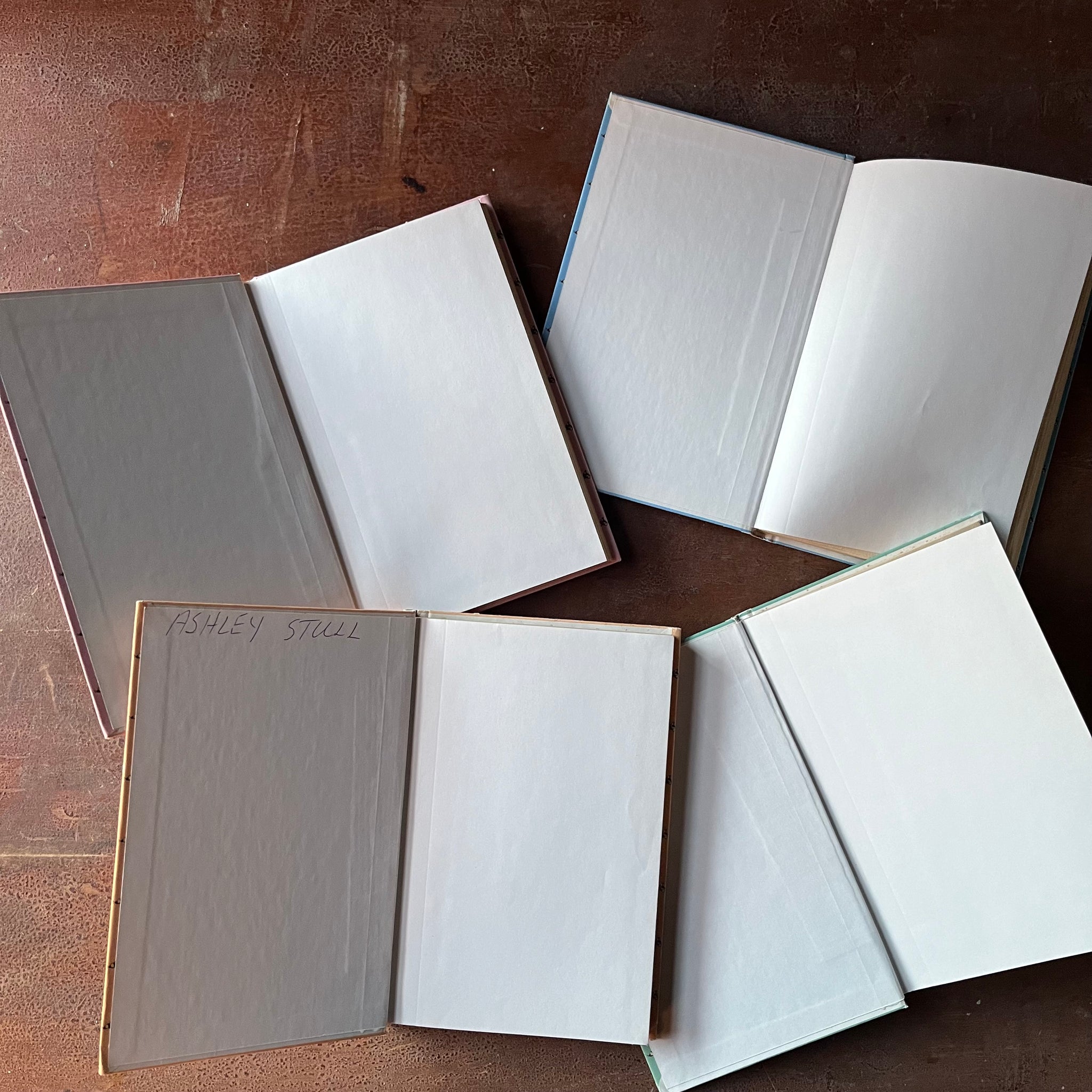 Winnie the Pooh Book Set by A.A. Milne - 1988 Editions - Log Cabin Vintage