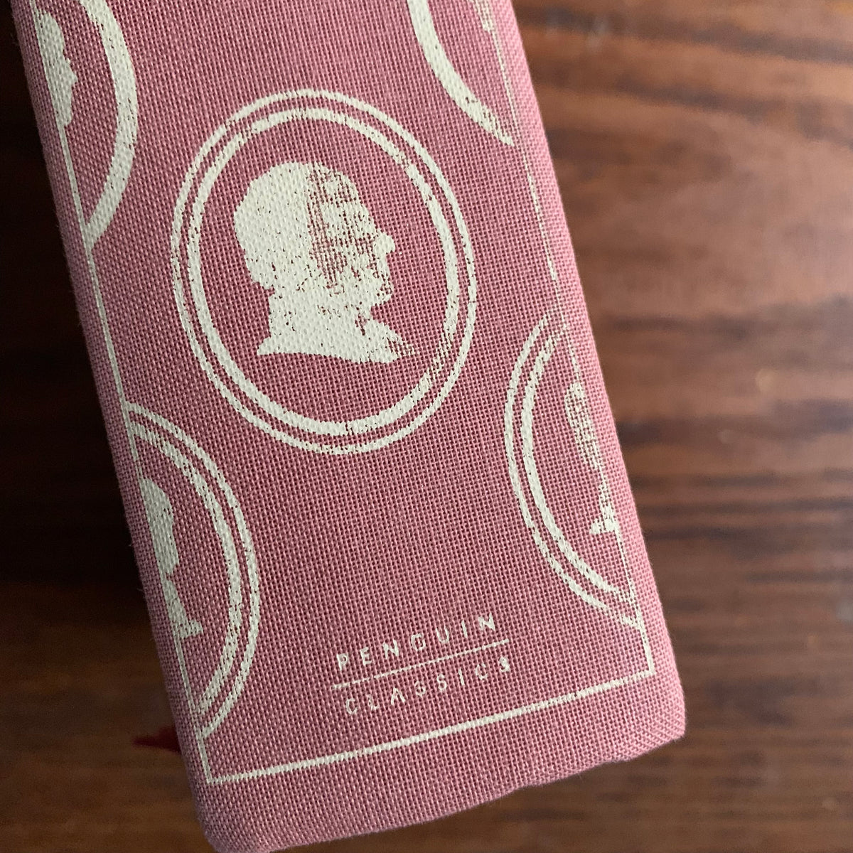Middlemarch by George Eliot - Penguin Classics Clothbound Edition - 20 ...